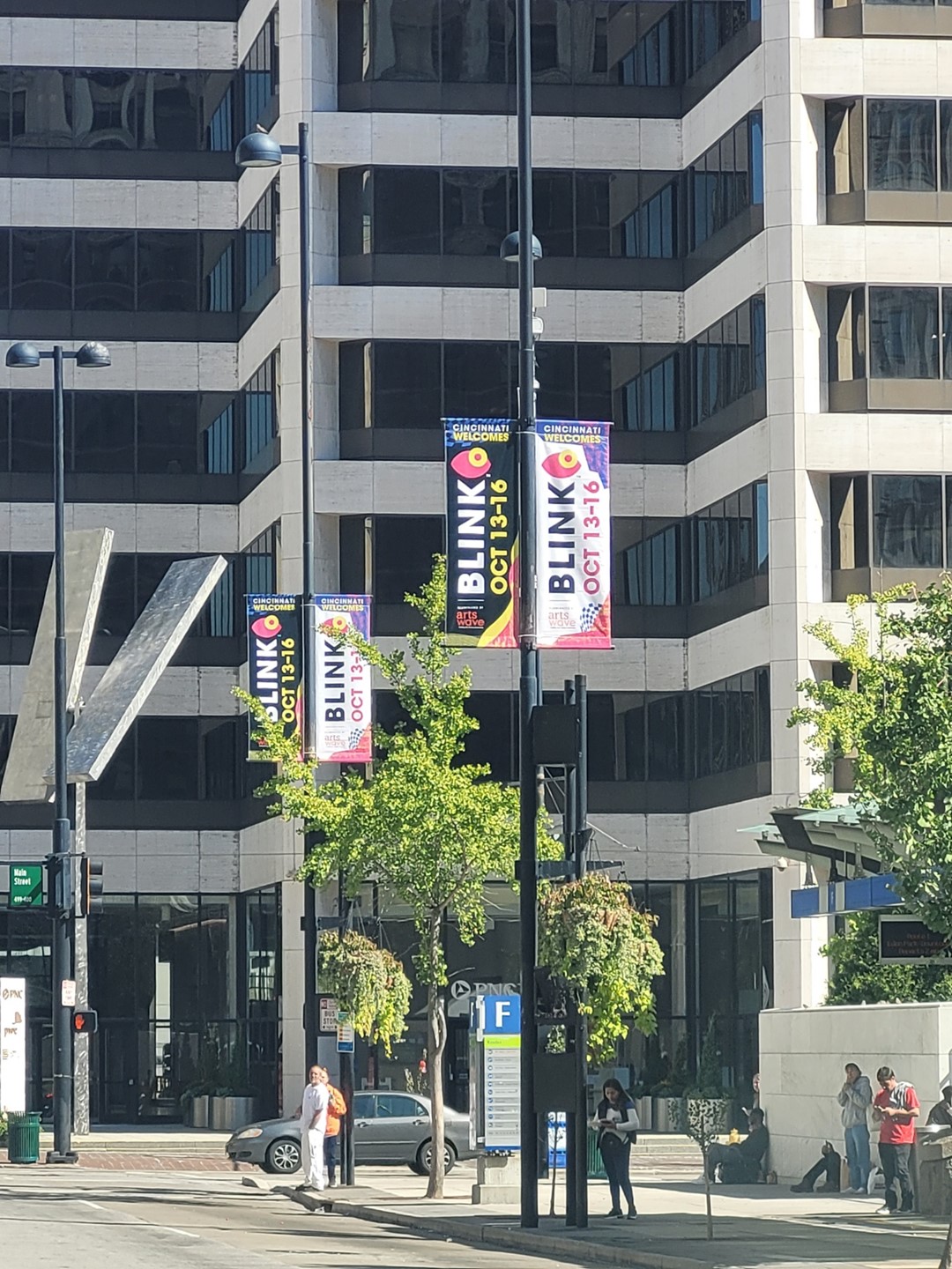 Street Banners - Cincinnati Regional Chamber